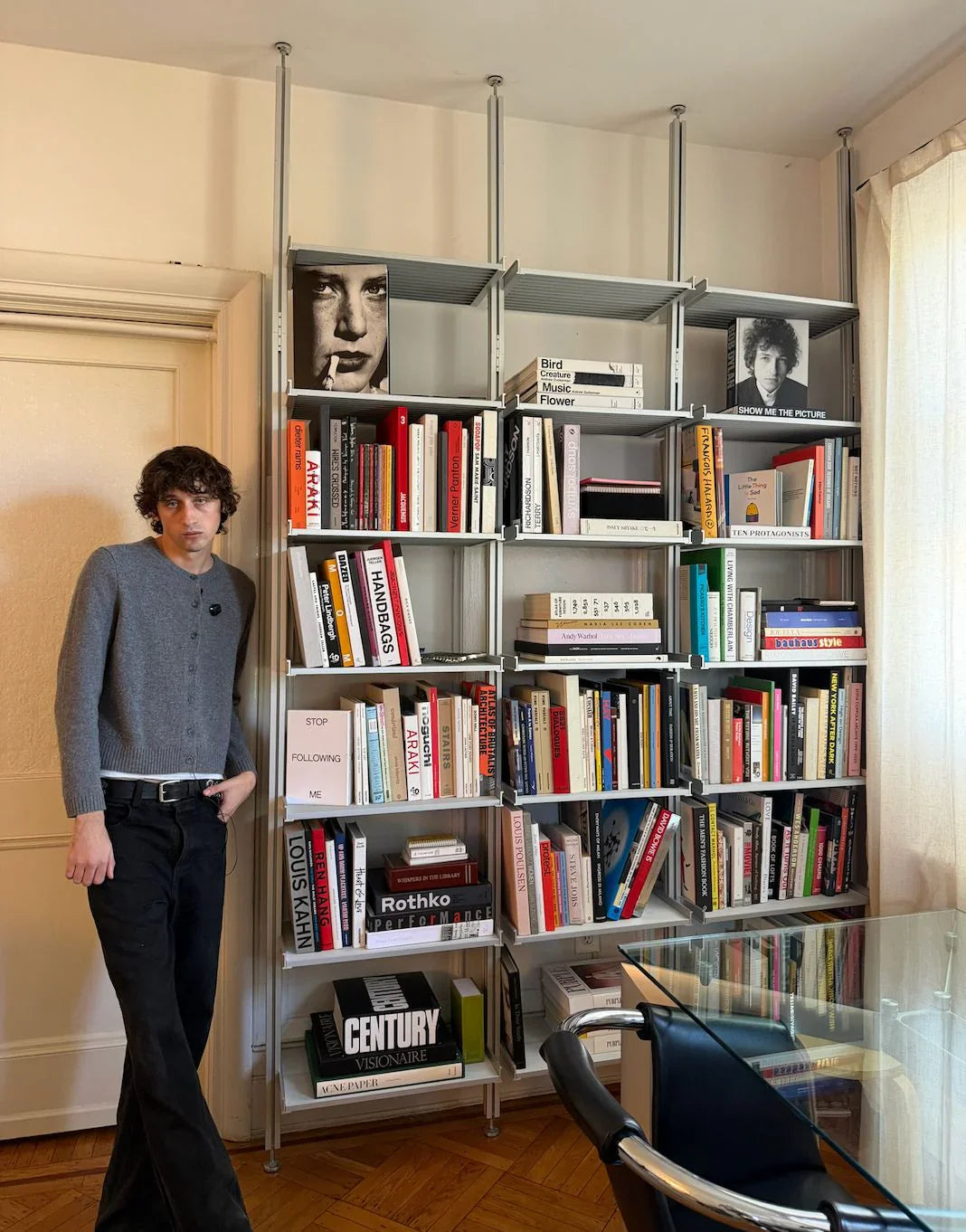 A Trip to Milan Inspired This Customers' Shelving Setup – Modern ...